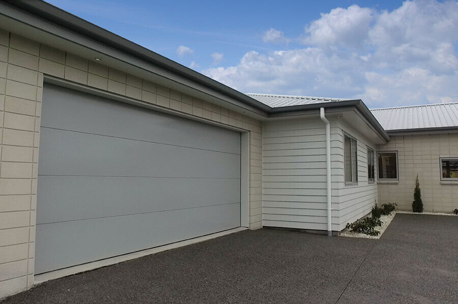 Sierra Garage Doors for New Zealand Minimalism - Garador