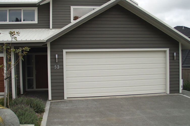 Garador Steeline Garage Door - Garador